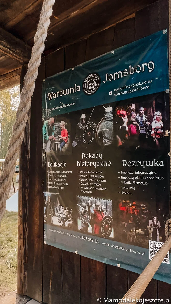 WAROWNIA JOMSBORG - Travelling Blog